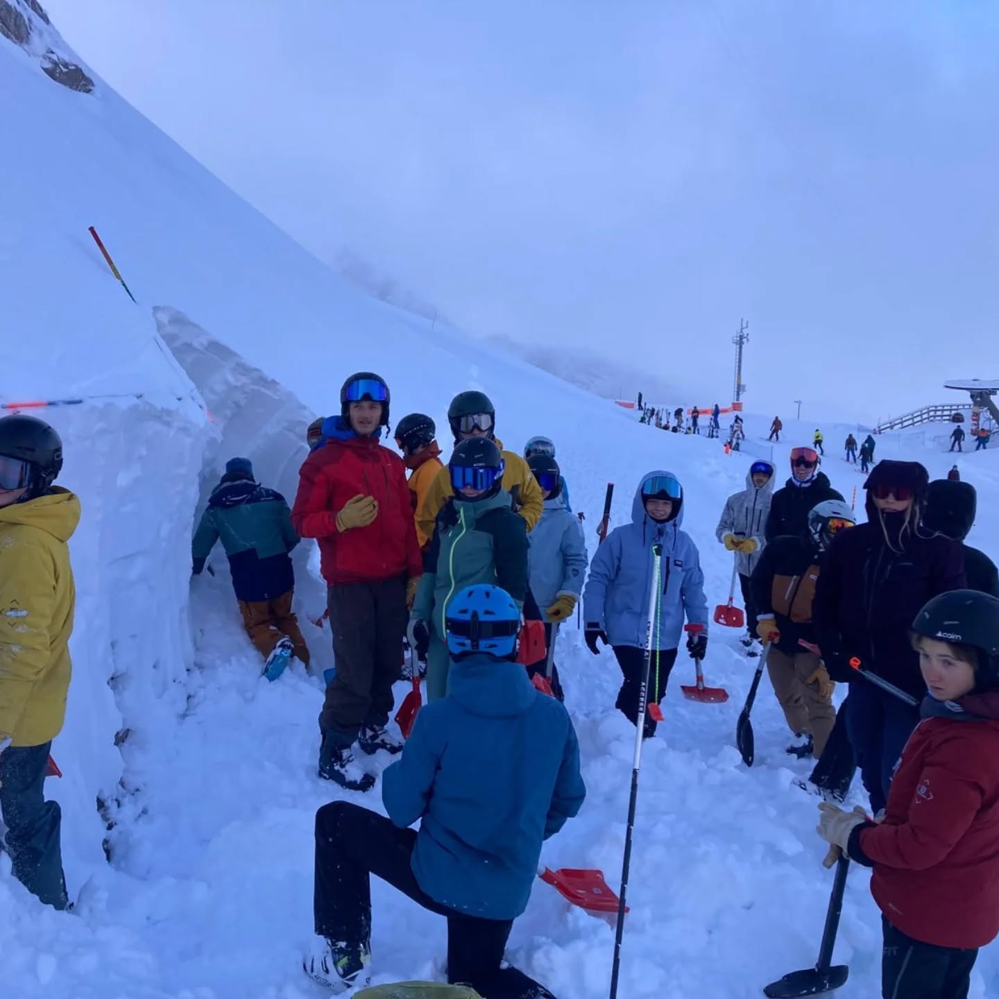 Formation en nivologie avec Alain Duclos : une expérience unique pour ...